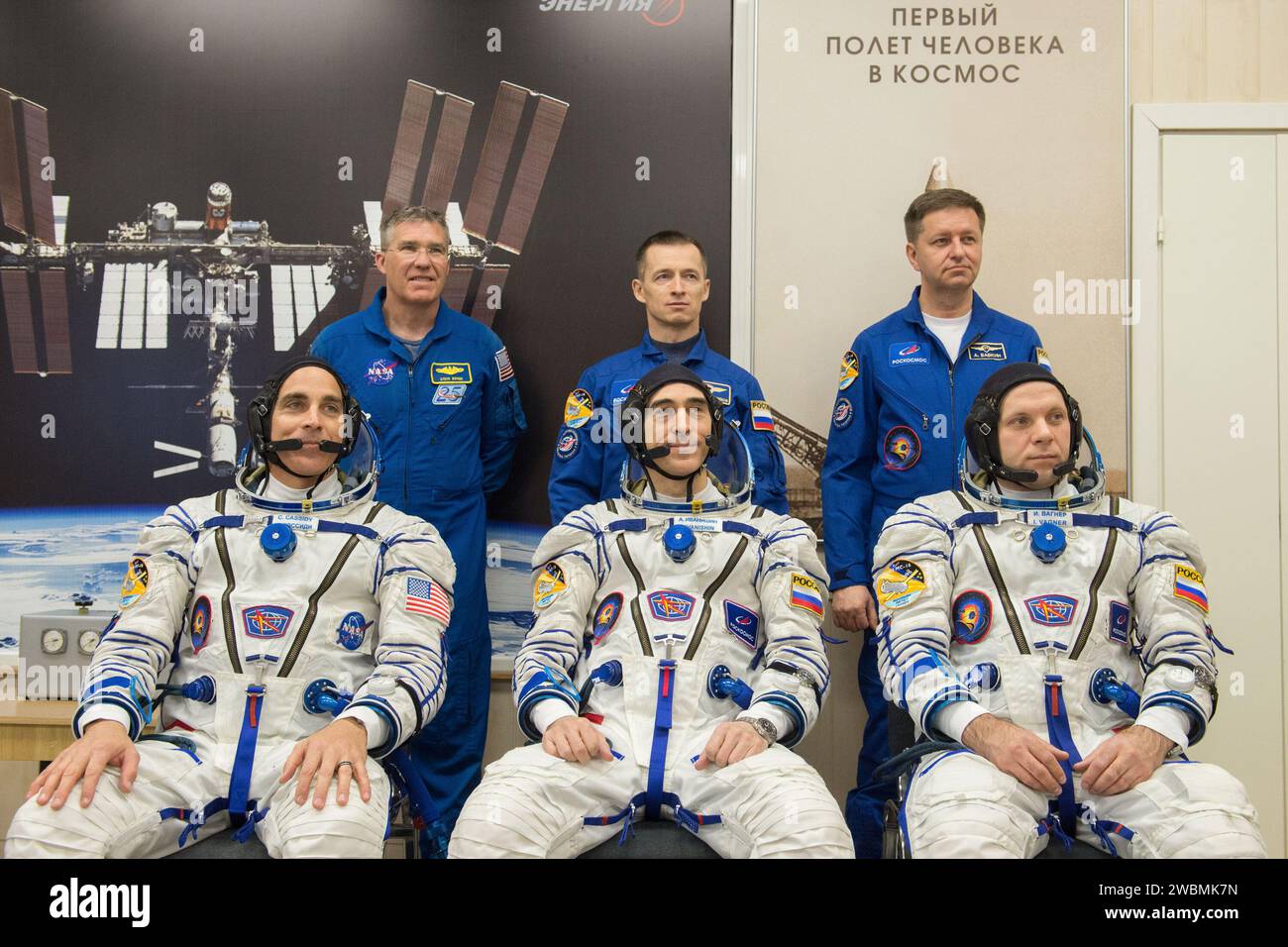 Jsc2020e017100 - Expedition 63 Preflight - Expedition 63 ...