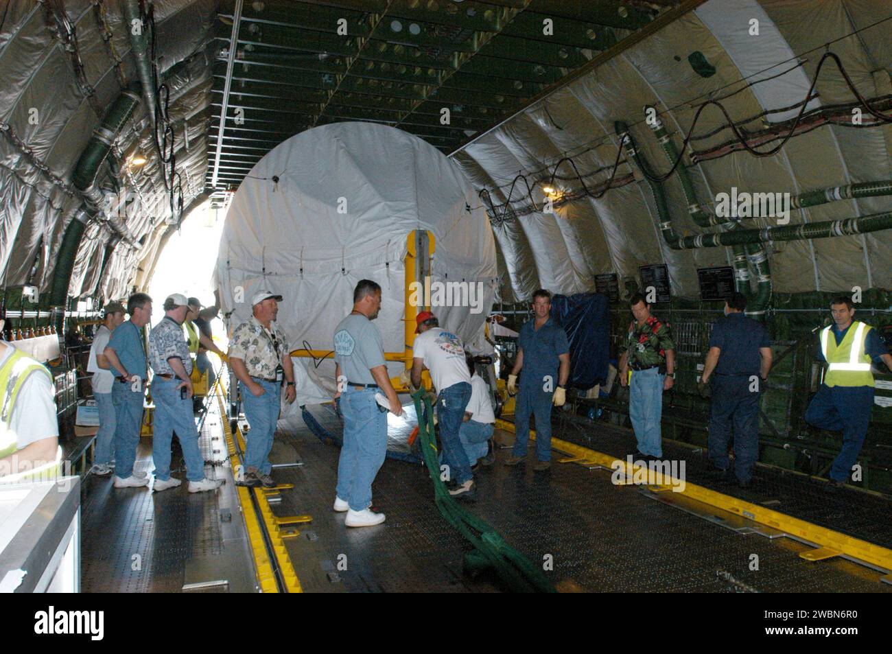 RAUMFAHRTZENTRUM KENNEDY, FLA. - Auf der Kap Canaveral Air Force ...