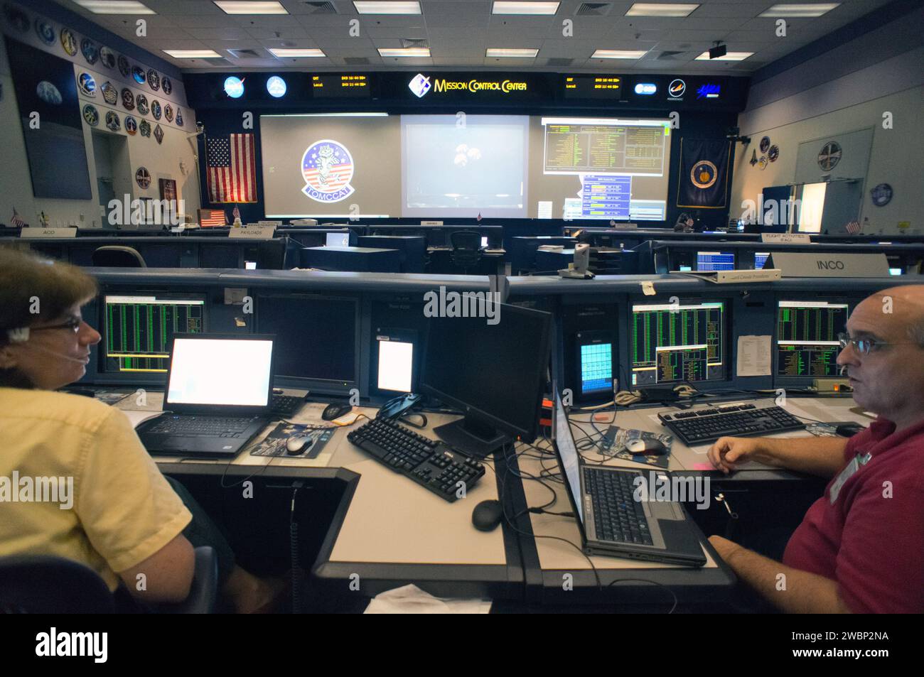 Das Orion Avionics-Team nimmt am 16. Oktober 2011 an einem ...