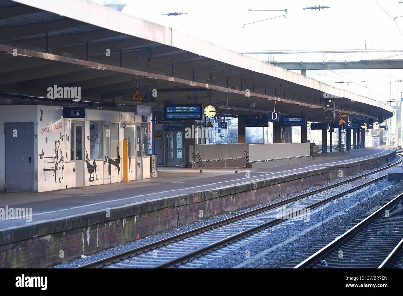 Streik der GDL bei der Bahn am 11.01.2024 ist der Zugverkehr der Deutschen Bahn massiv durch den ...