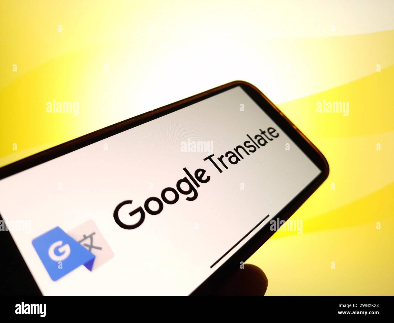 Konskie, Polen – 12. Januar 2024: Das Google Translate Logo wird auf ...