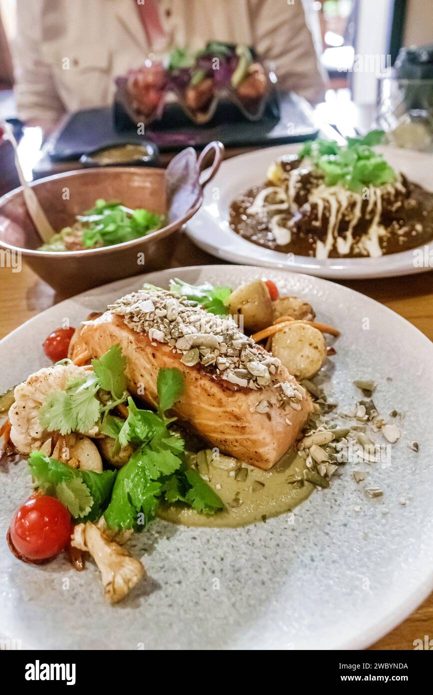 Matilda salon mexicano -Fotos und -Bildmaterial in hoher Auflösung – Alamy