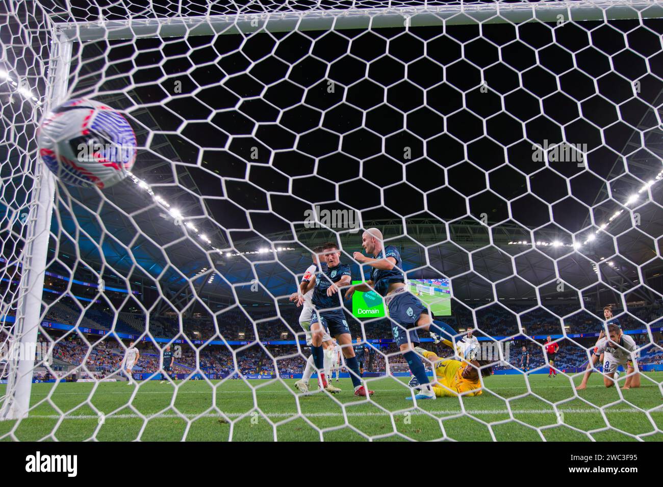 Sydney, Australien. Januar 2024. Joseph Lolley vom Sydney FC erzielte ...
