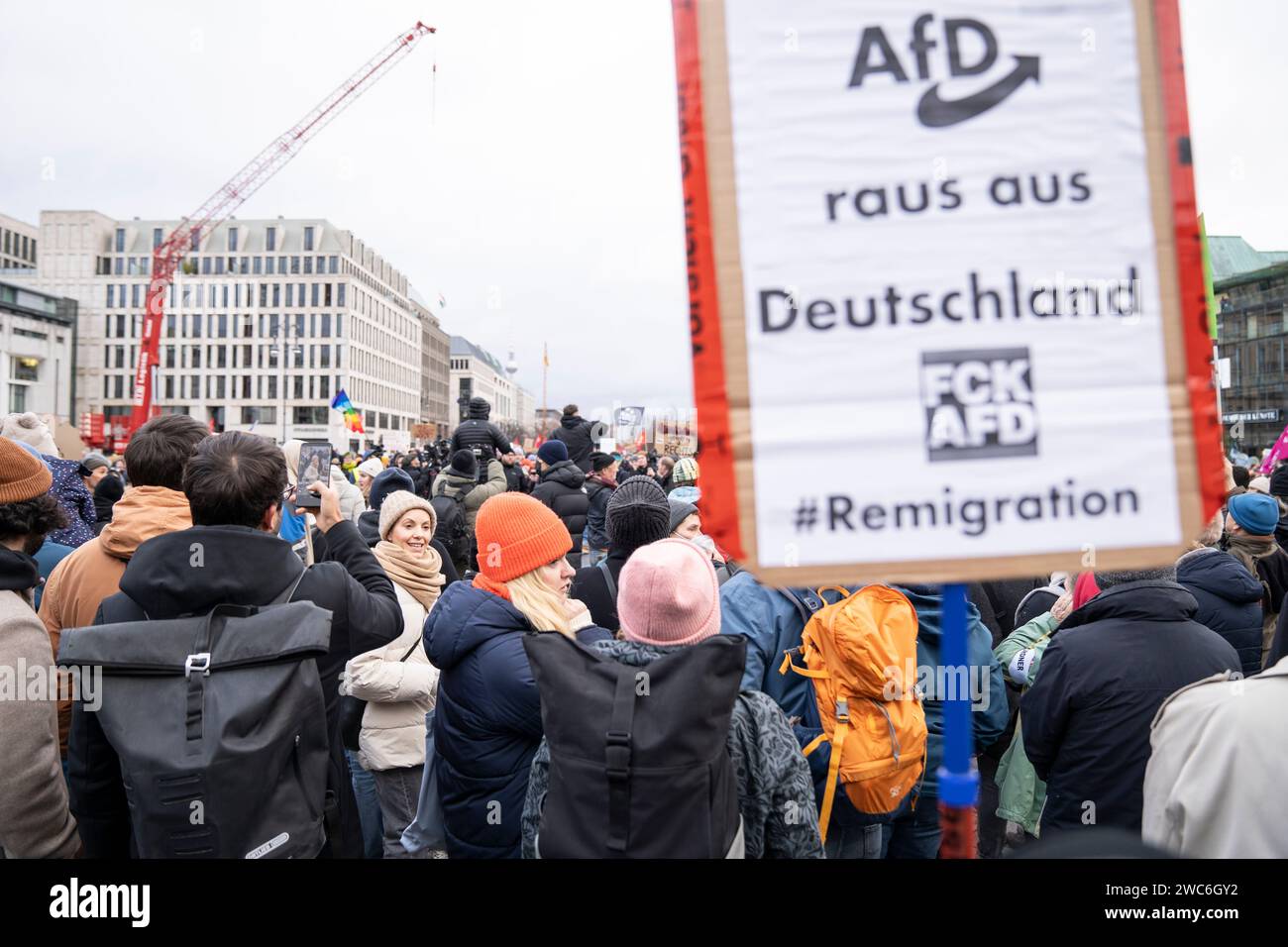 Berliner Protest gegen AFD-Rechten und Bauern, die im Januar 2024 ...