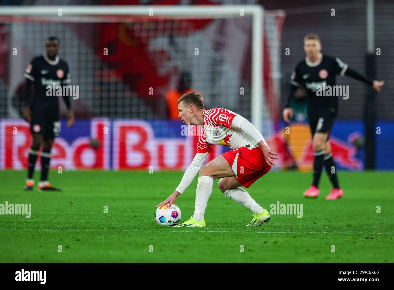 13. Januar 2024, Sachsen, Leipzig: Fußball: Bundesliga, 17. Spieltag, RB Leipzig - Eintracht ...