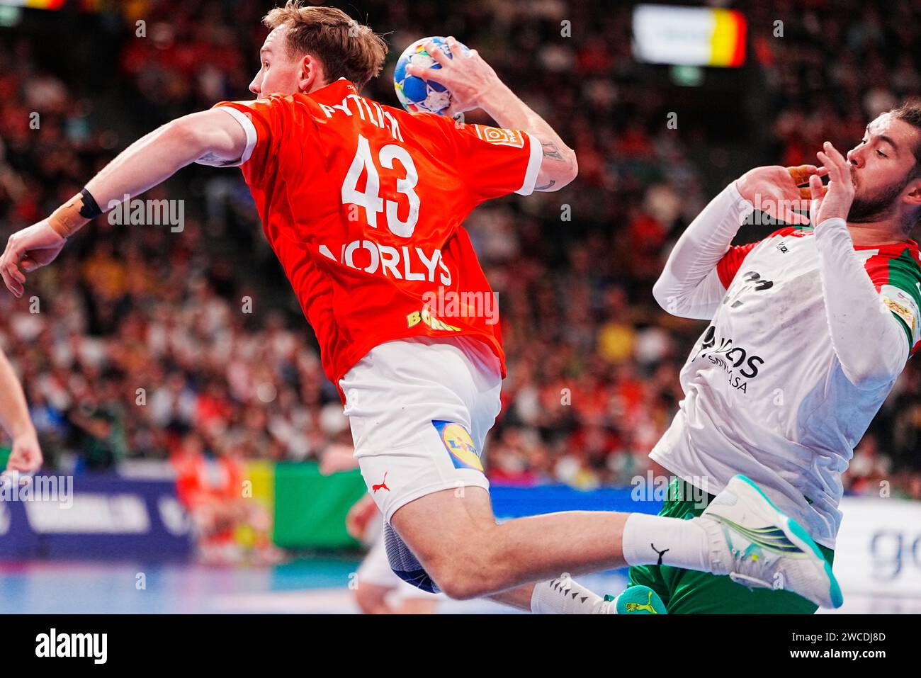 Denmarks Simon Pytlick während des EHF Euro 2024-Spiels zwischen ...