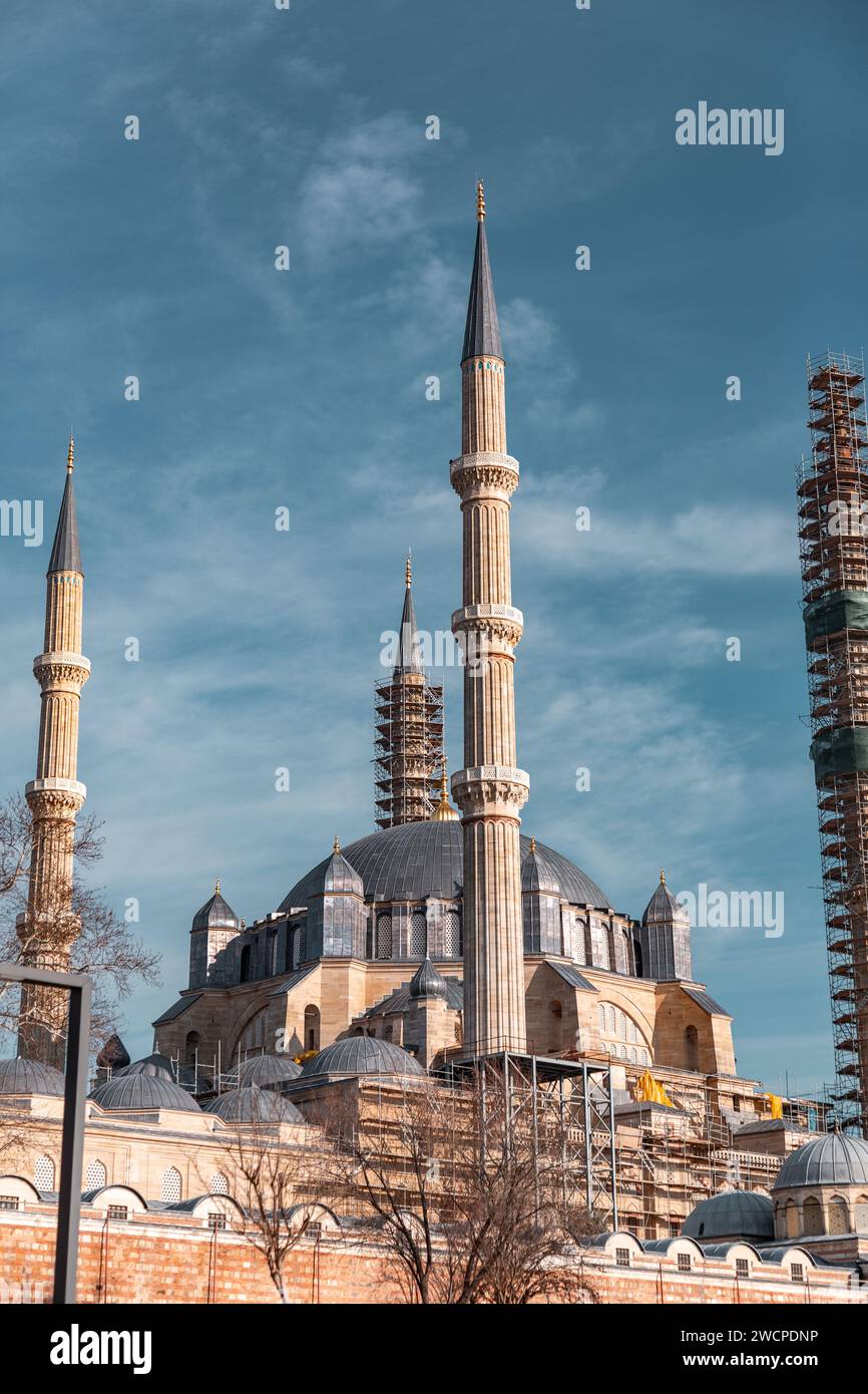 Edirne, Turkiye – 14. Januar 2024: Die Selimiye-Moschee ist eine ...