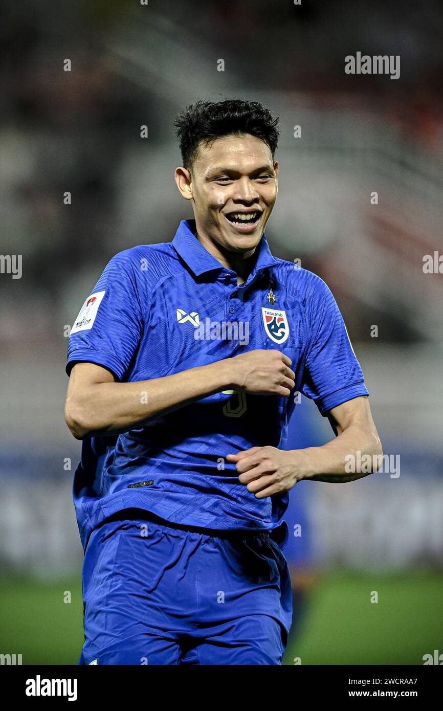 Doha, Katar. Januar 2024. Thailands Supachai Chaided feiert beim Spiel der Gruppe F zwischen ...