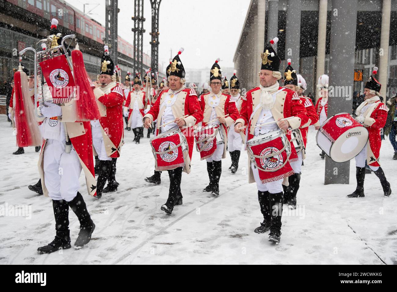 Die Roten Funken beim Empfang der deutschen Handballnationalmannschaft am Hauptbahnhof, am 17.01 ...
