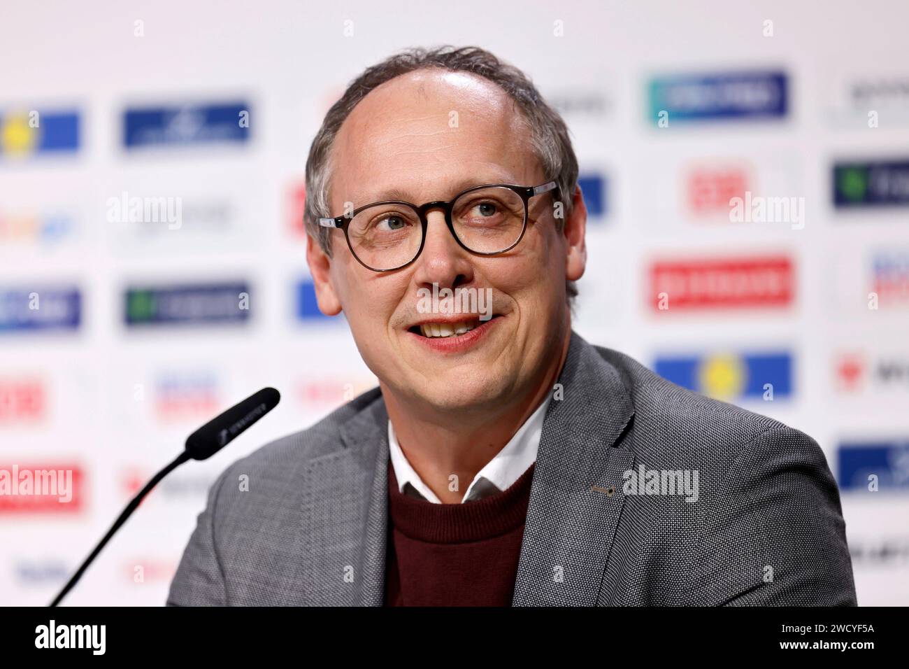 DHB-Vorstandsvorsitzender Mark Schober bei der Einweihung der Stadt ...