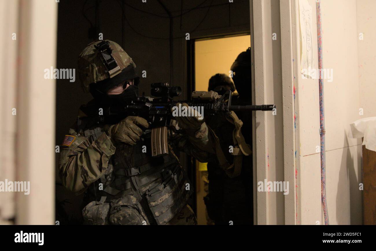 Vom 17. Bis zum 1200 18. Januar 1200 nutzten Soldaten der Kompanie A, 2 ...