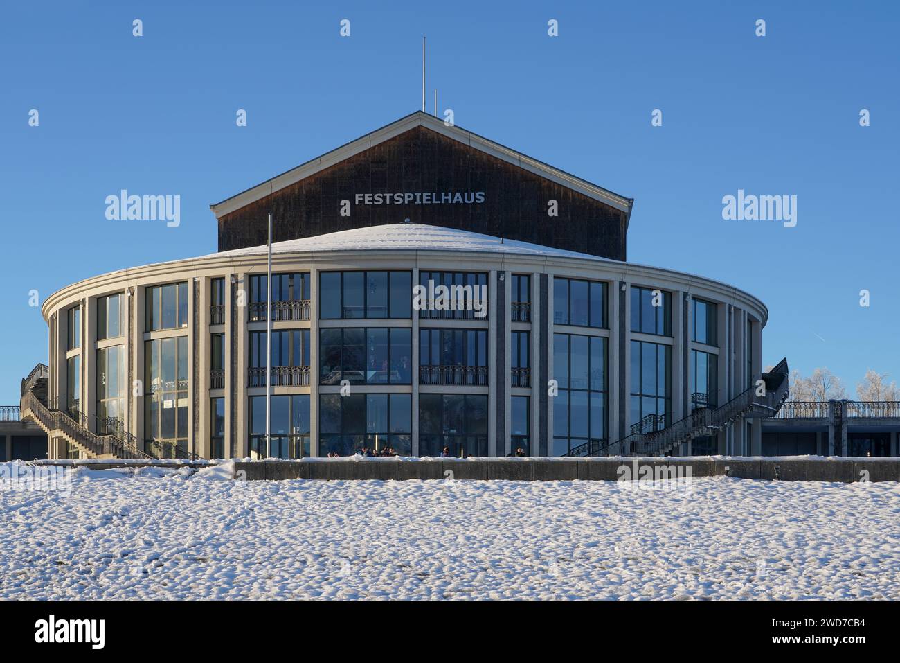 Festspielhaus Neuschwanstein, Musiktheater am Ufer des Forggensees in ...