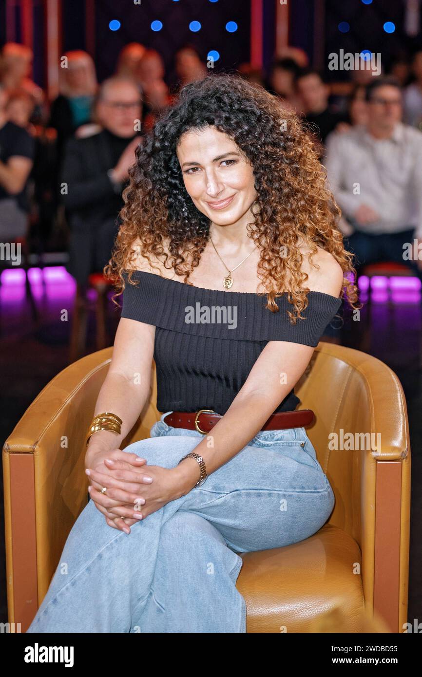 MDR - Flussboot. Moderatorin Marwa Eldessouky anläßlich der ...