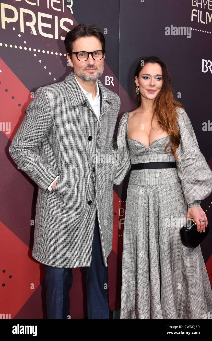 Simon Verhoeven und Bella Dayne / Verleihung des Bayerischen ...