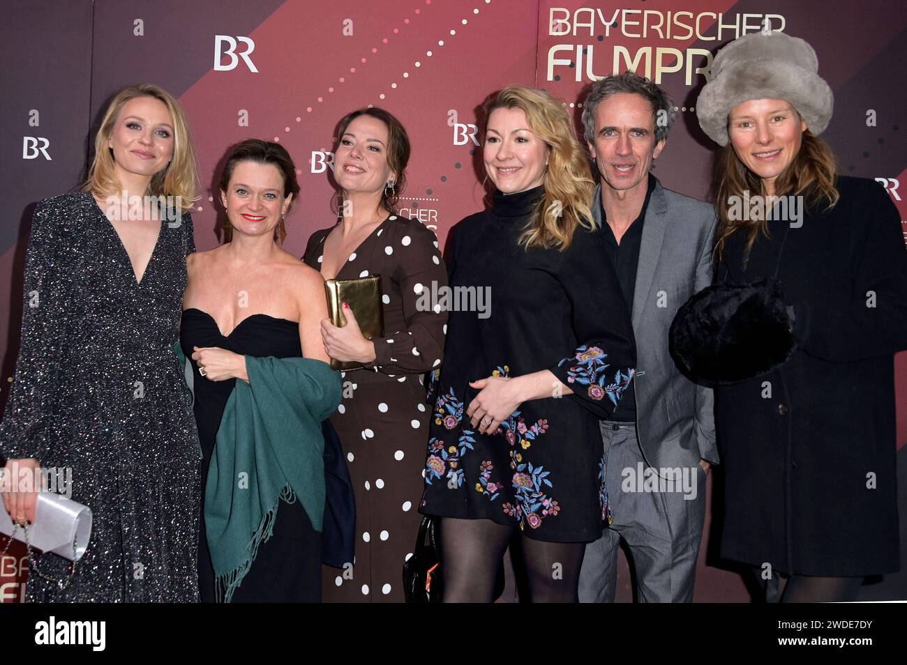 Teresa Rizos, Natalie Spinell, Josephine Ehlert, Genija Rykova, Felix ...