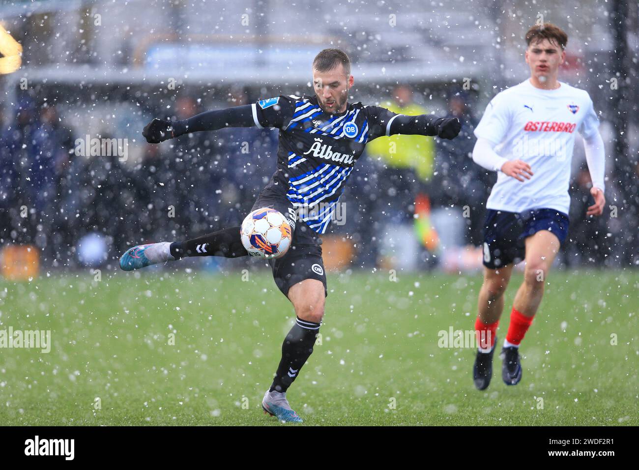 Kopenhagen, Dänemark. Januar 2024. Mihajlo Ivancevic (5) von Odense BK ...