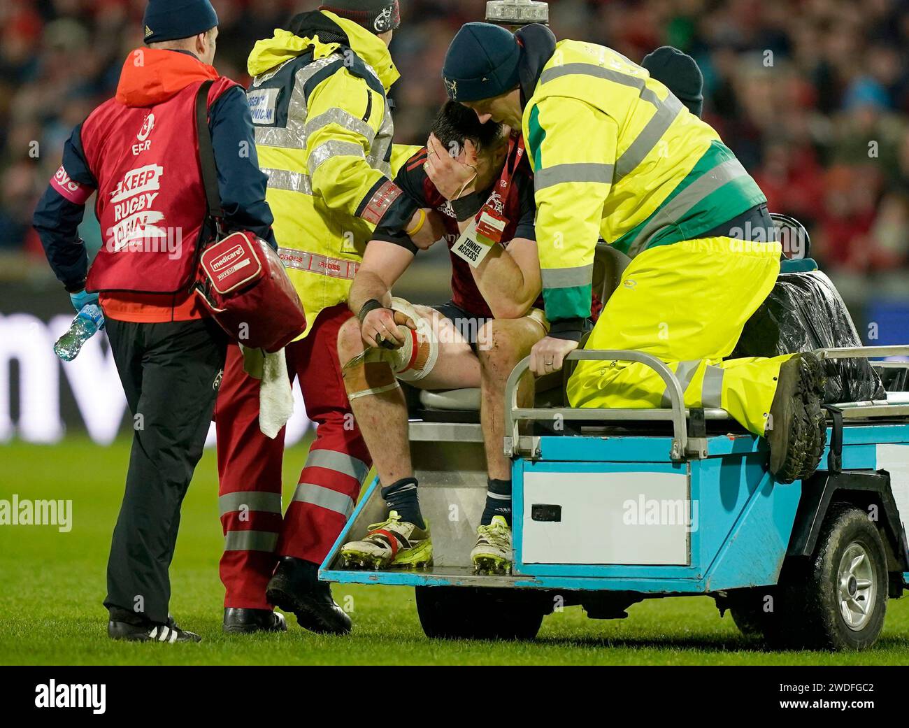 Tom Ahern aus Munster ist beim Investec Champions Cup Spiel im Thomond ...