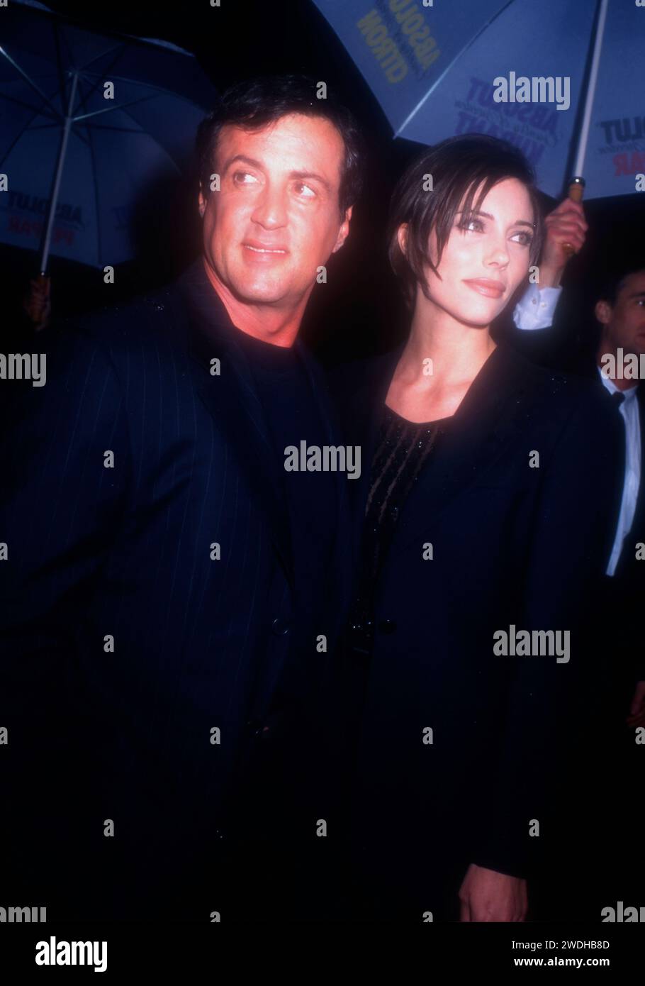 Sylvester stallone daylight 1996 -Fotos und -Bildmaterial in hoher ...