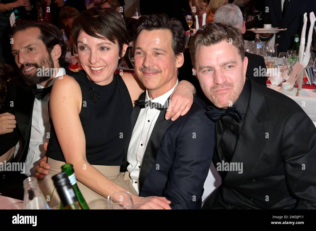 Julia Koschitz, Florian David Fitz und Friedrich Mücke beim 48 ...
