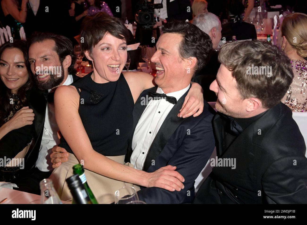 Julia Koschitz, Florian David Fitz und Friedrich Mücke beim 48 ...