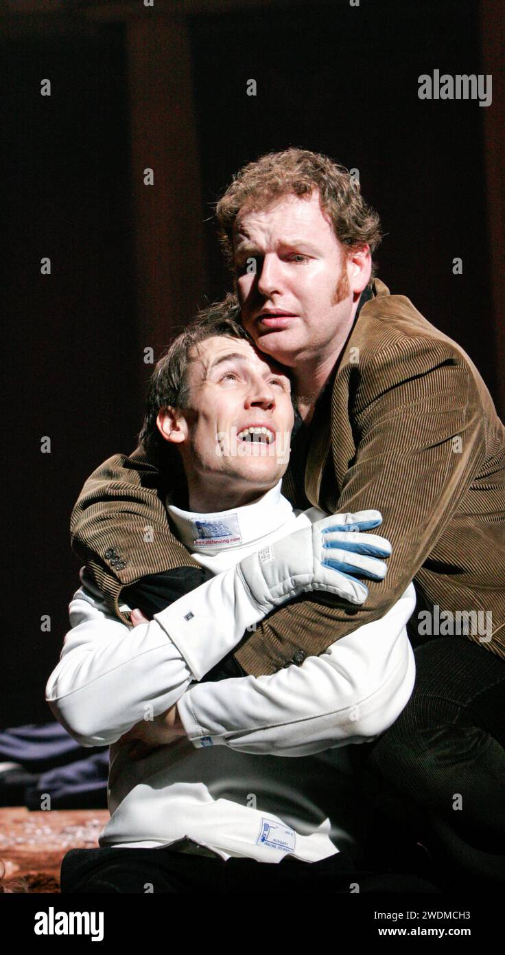Die letzte Szene, Hamlet stirbt: Tobias Menzies (Hamlet), David Ganly ...