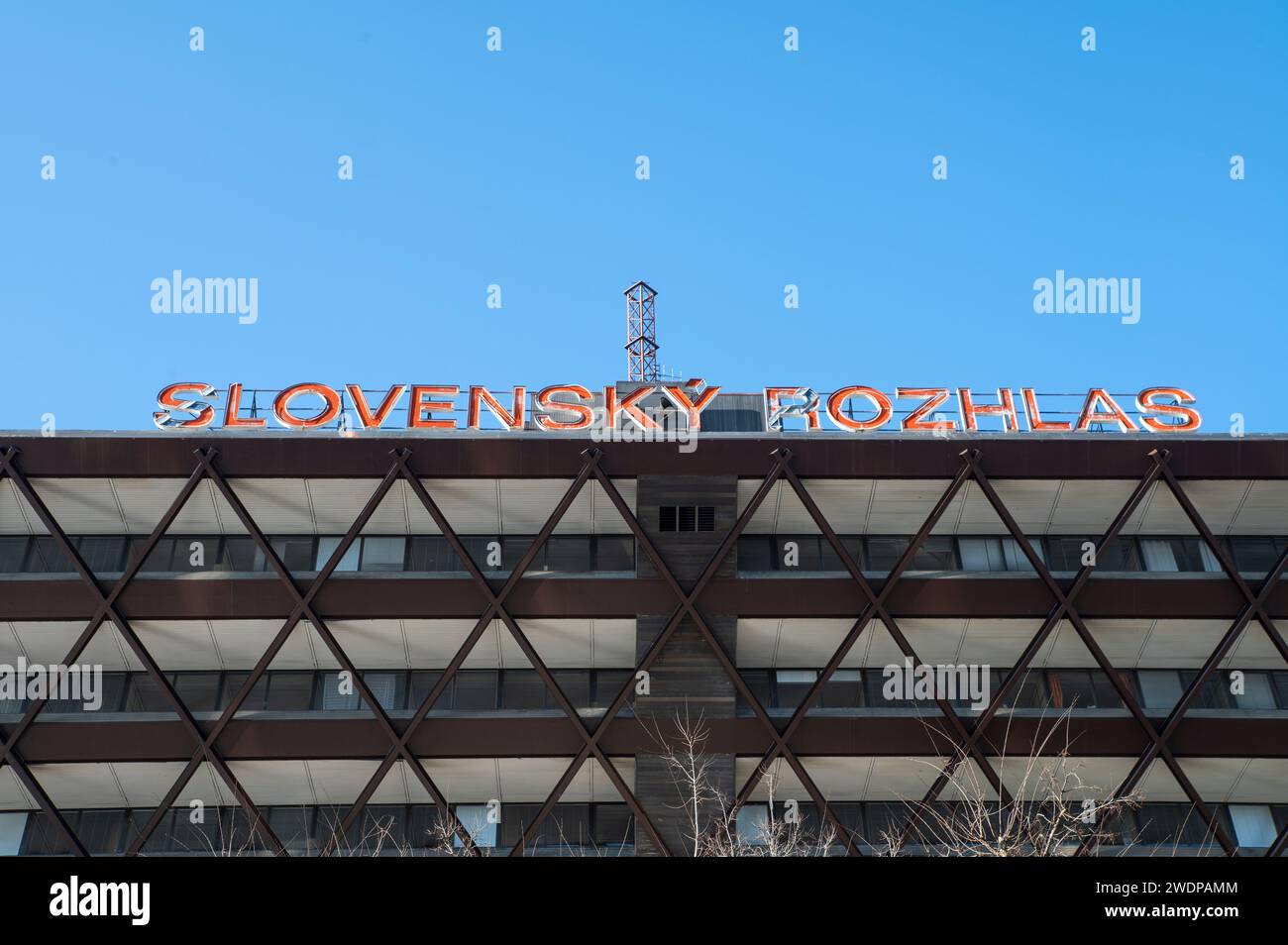 Bratislava, Slowakei - 20. Januar 2024 : das slowakische Funkgebäude ...