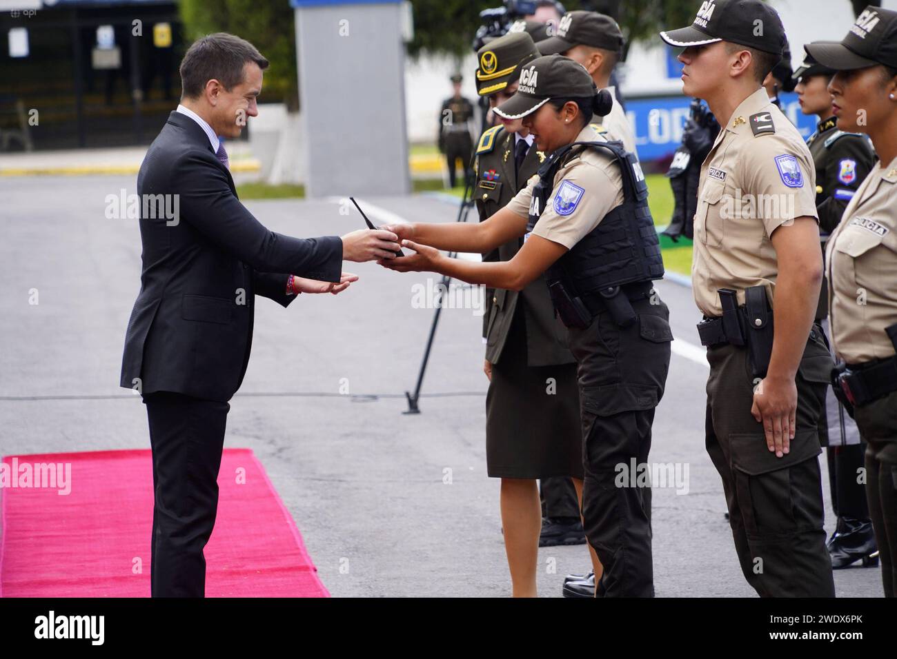 NOBOA EQUIPOS POLICIA Quito 22 de enero 2024. El presidente Daniel ...