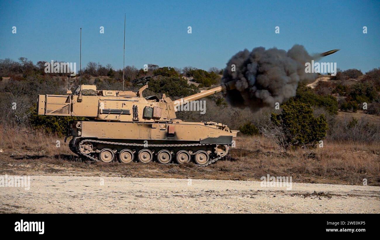 M109 Paladin gehört zu Apex Battery, 2. Bataillon, 82. Feldartillerie-Regiment, 3. Panzerbrigade ...