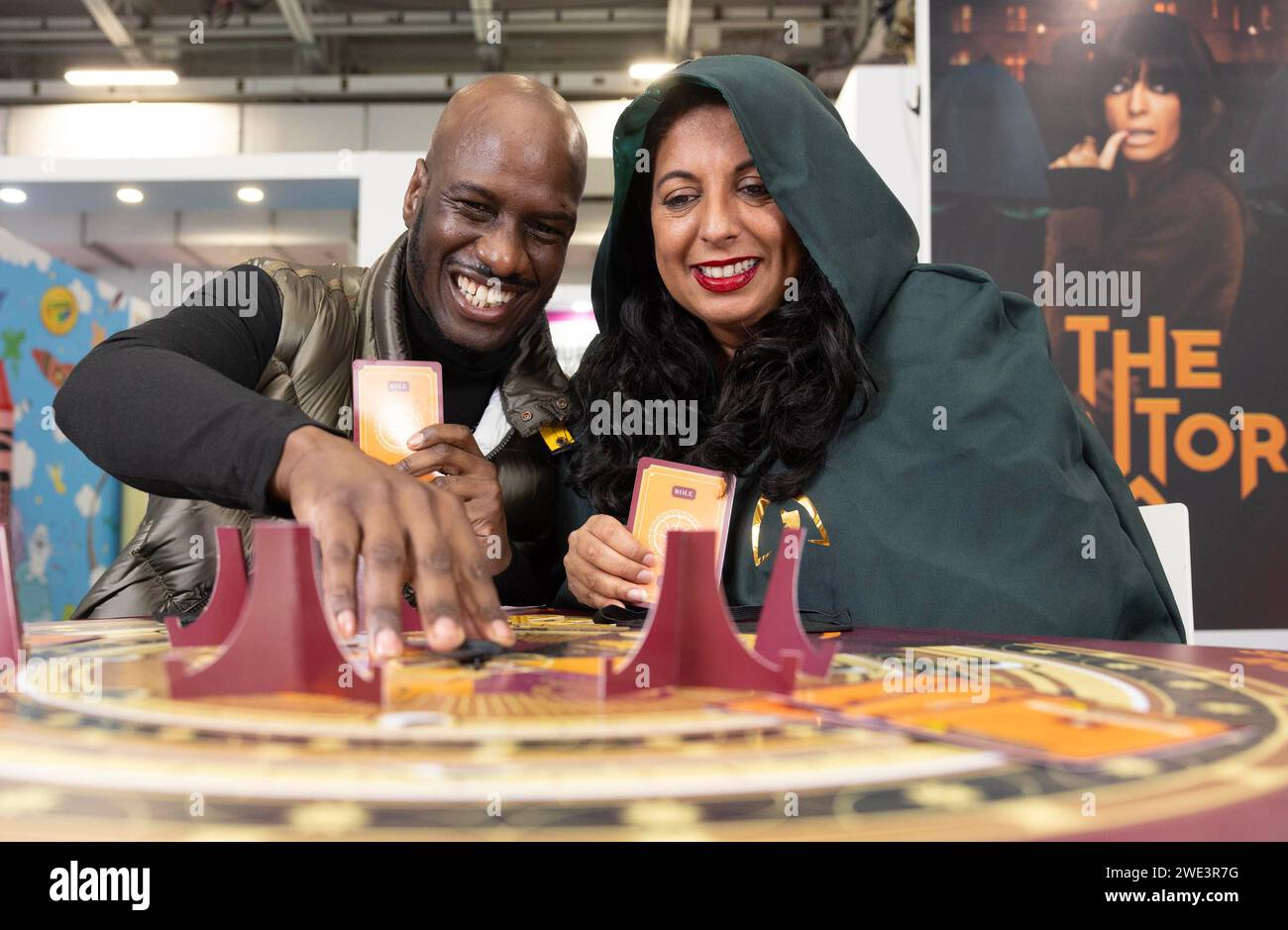 Anthony Mathurin (links) und Ash Bibi aus der Verräterserie 2 ...