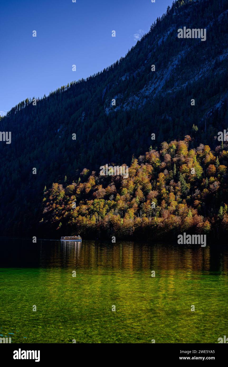 Bootsfahrt/Schifffahrt auf dem Königssee, Königssee mit St. Bartholomä ...