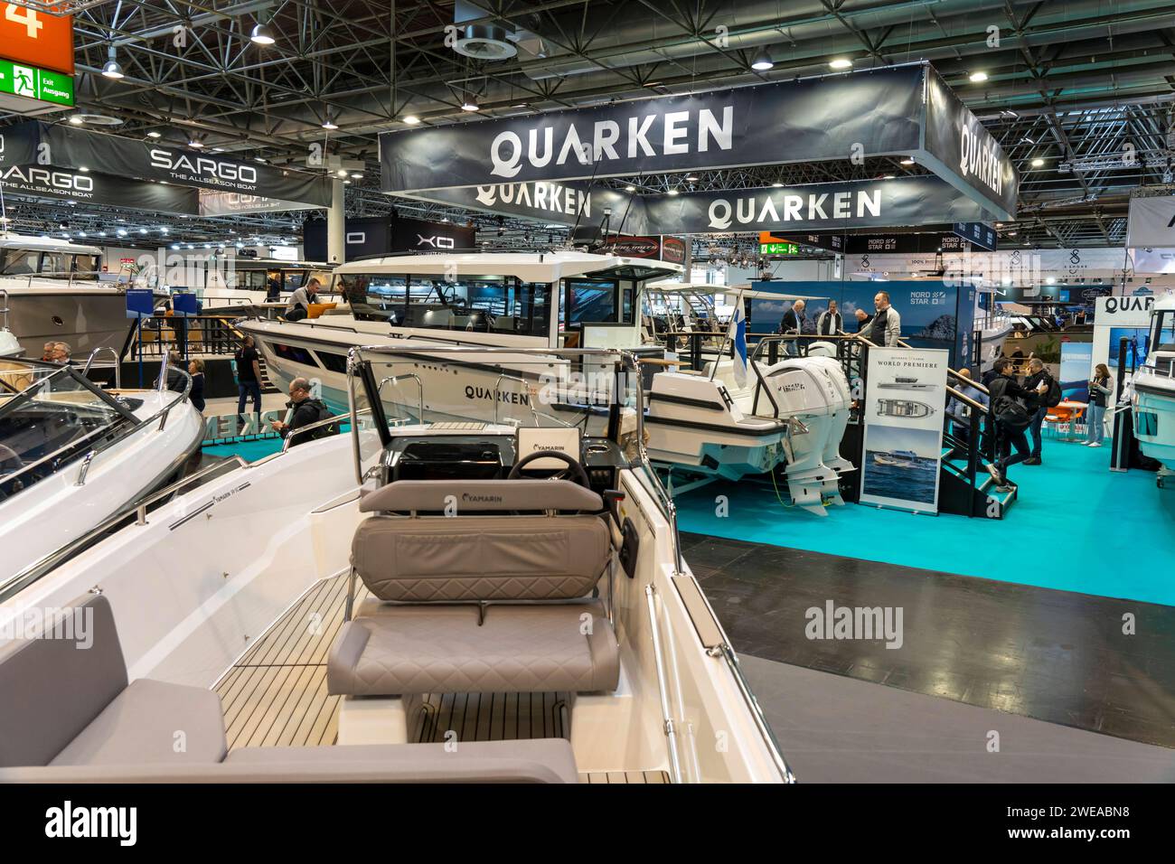 Kleine Motorboote, auf der BOOT 2024, größte Yacht- und ...