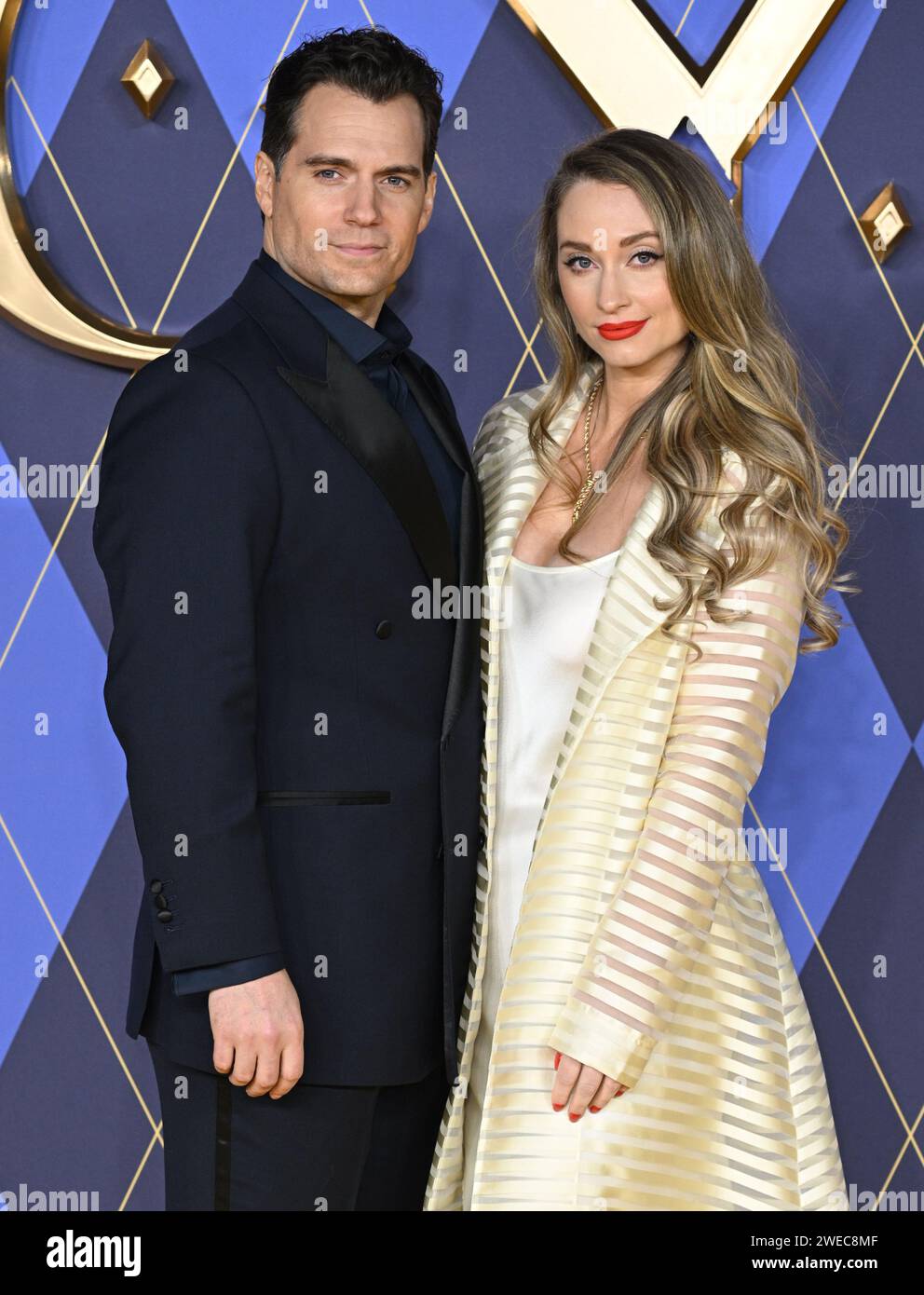 London, Großbritannien. Januar 2024. Henry Cavill und Natalie Viscuso ...