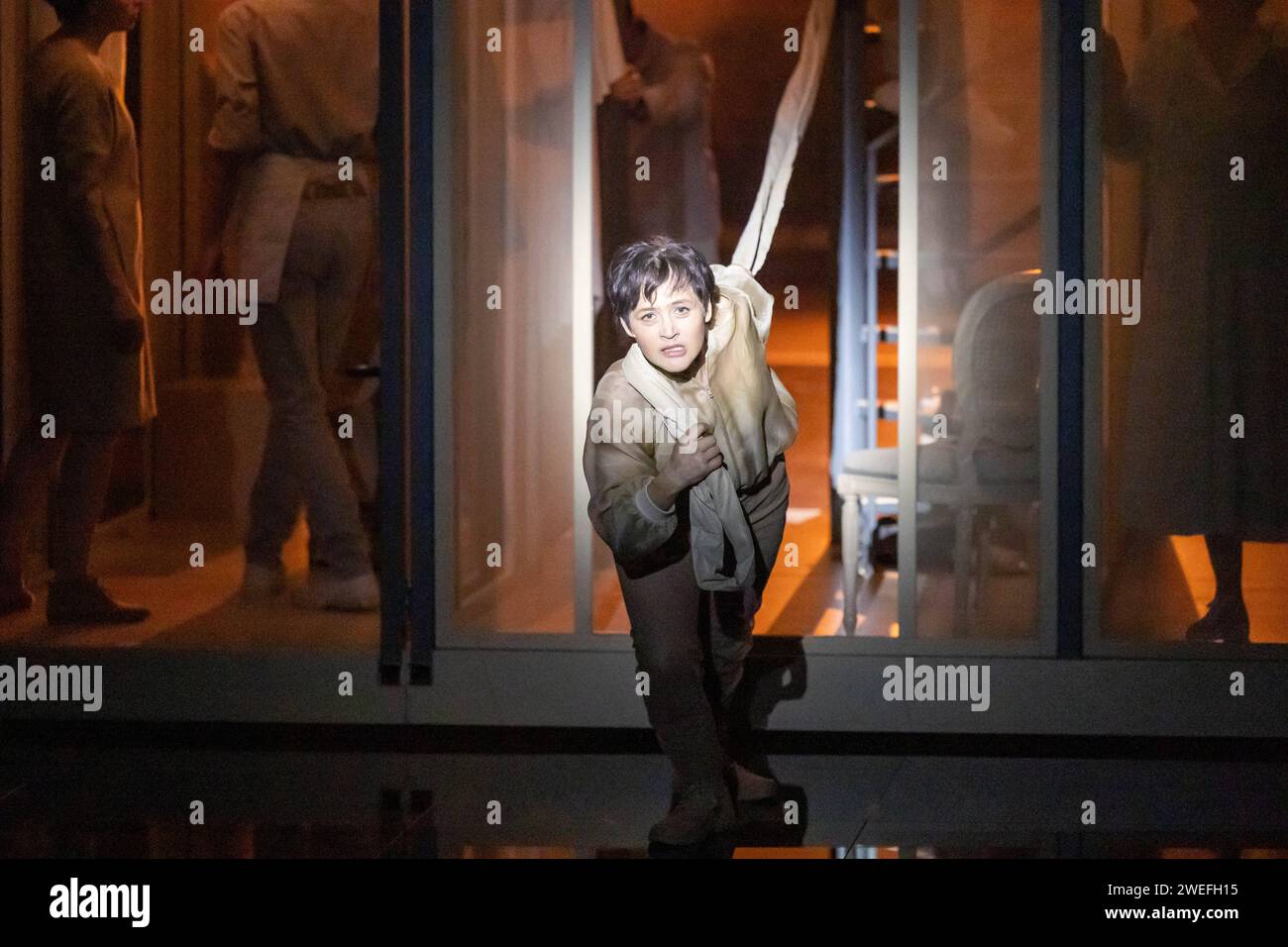 Ensemble Hauptdarsteller sind Lisa Birke Balzer, Steffi Krautz, Peter ...