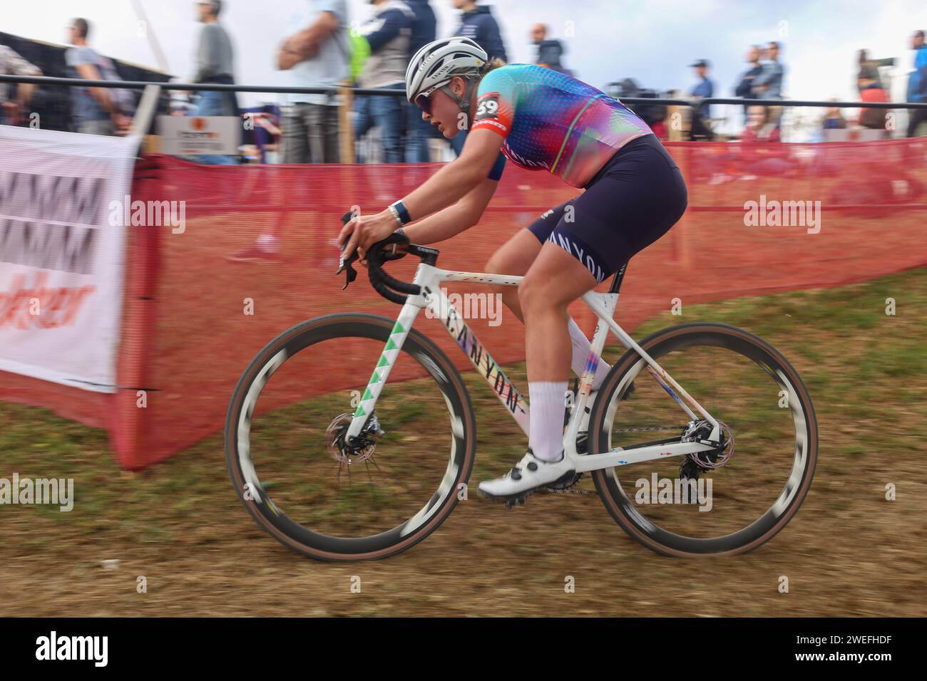Benidorm, Spanien, 21. Januar 2024: Canyon//SRAM Rennfahrerin Zoe ...
