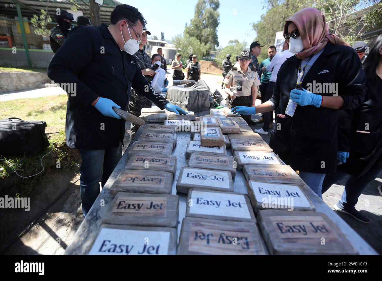 Encapsulamiento Y Destruccion De Droga Incautada Quito Pichincha 25 De