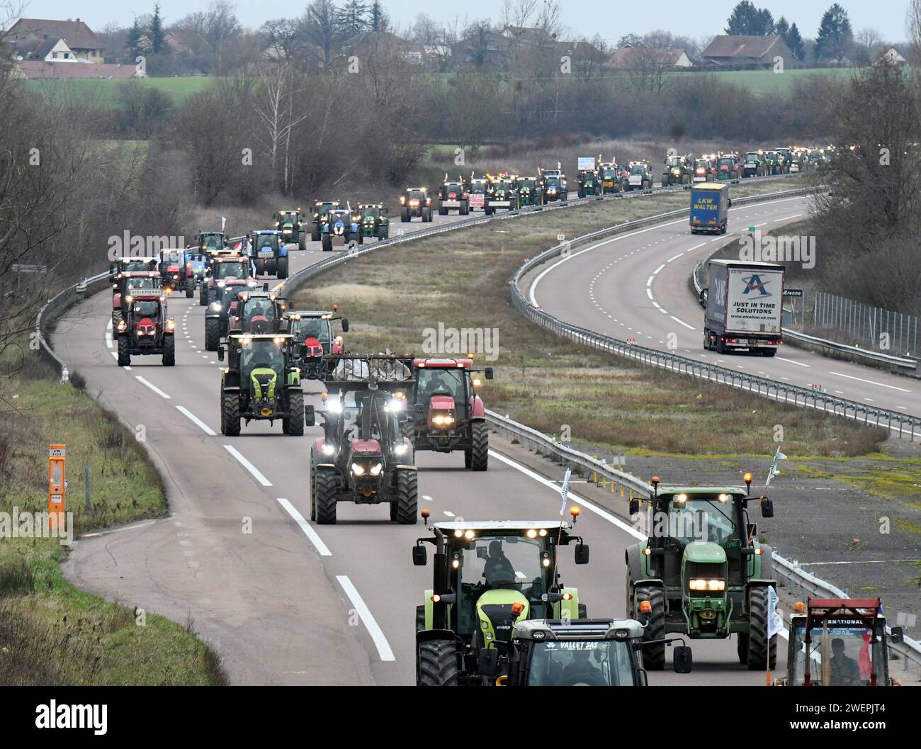 © PHOTOPQR/LE PROGRES/Philippe TRIAS - 26/01/2024 - Agriculteurs, Lons ...