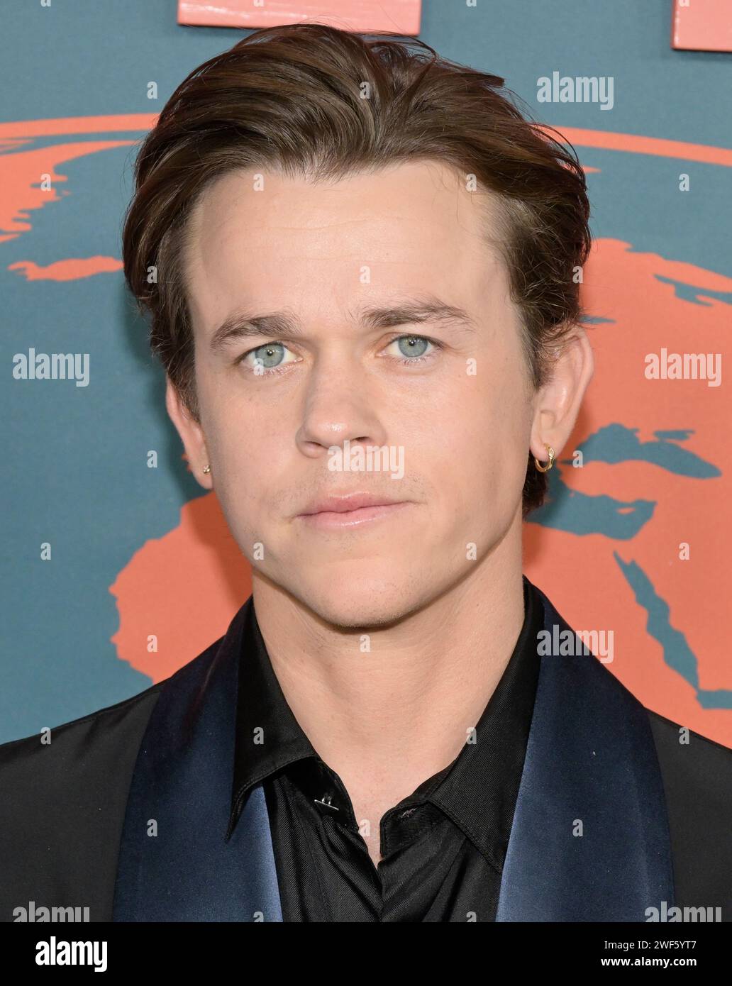 27. Januar 2024, Hollywood, Kalifornien, USA: John Owen Lowe nimmt an ...