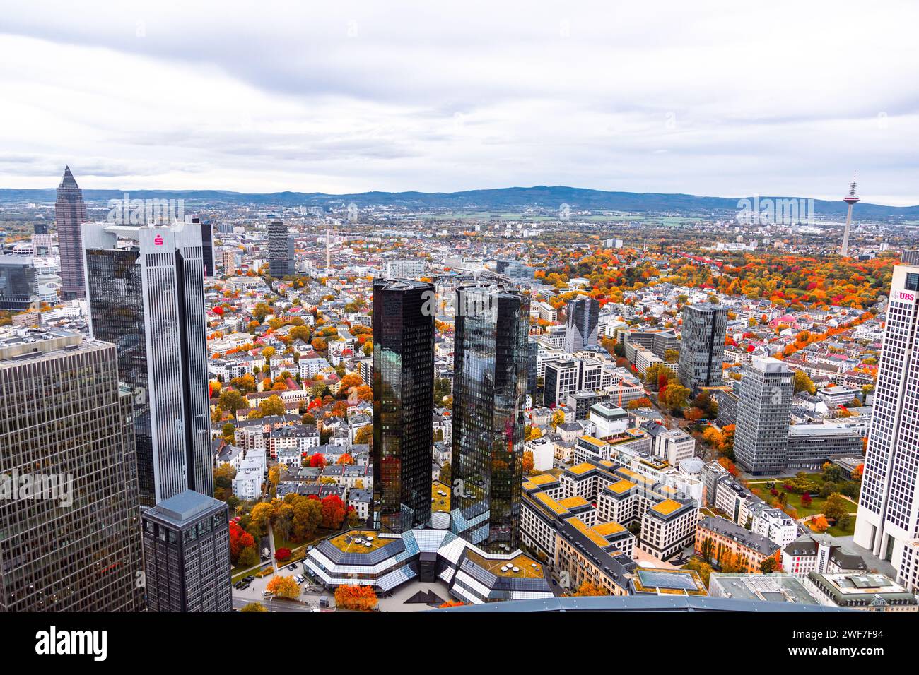 Verwunderlich Hochstes Gebaude In Frankfurt Ebenbild