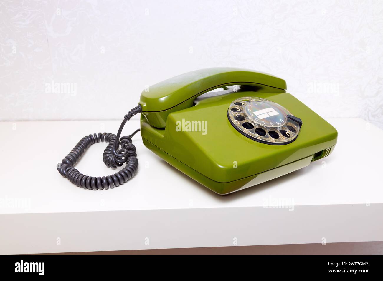 Moderne telefone -Fotos und -Bildmaterial in hoher Auflösung – Alamy