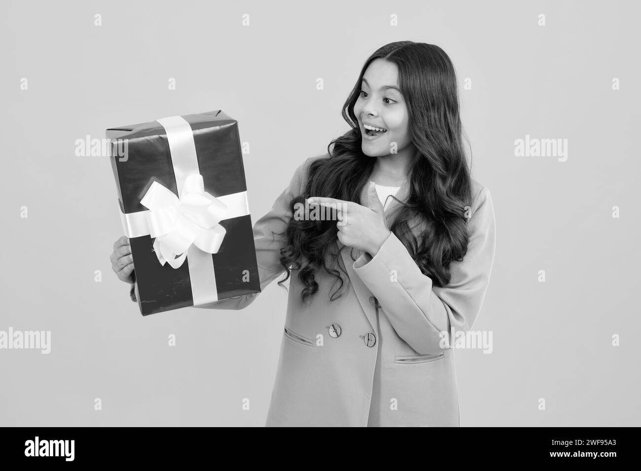 Mädchen 12 14 jahre alt Schwarzweiß-Stockfotos und -bilder - Alamy