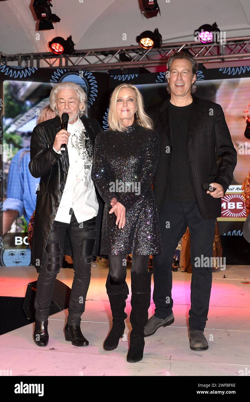 Hermann Bühlbecker, Bo Derek und John Corbett / LambertzNight 2024 ...