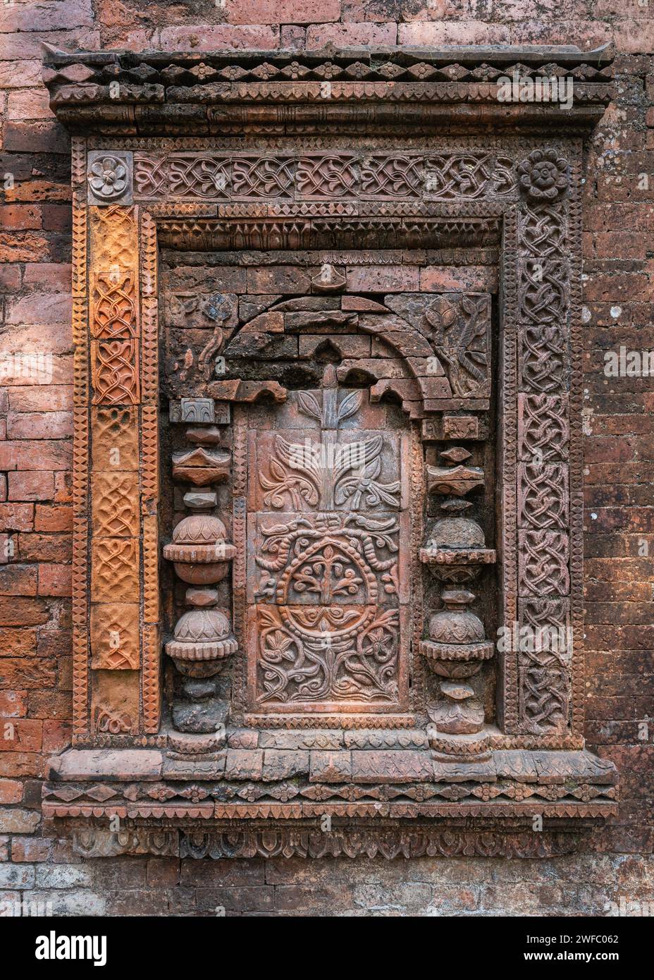 Khania dighi moschee -Fotos und -Bildmaterial in hoher Auflösung – Alamy