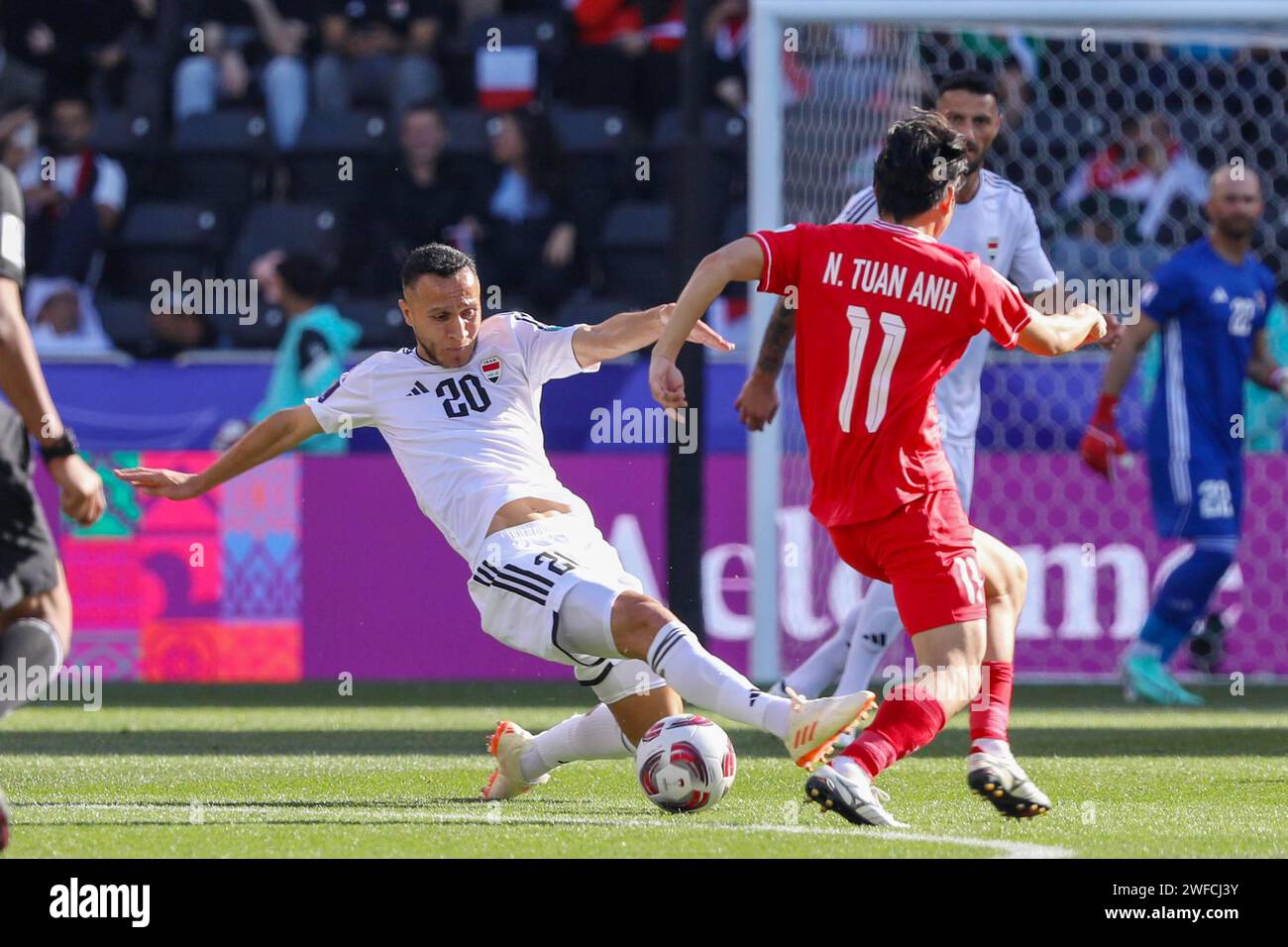 Doha, Katar. Januar 2024. Osama Rashid aus dem Irak und Tuan Anh Nguyen ...