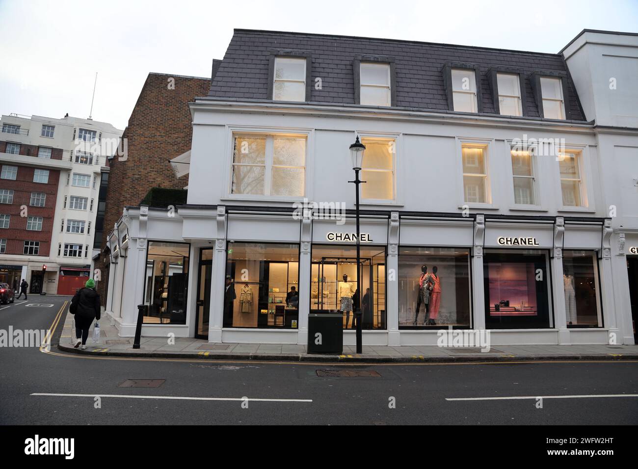 Chanel storefront -Fotos und -Bildmaterial in hoher Auflösung – Alamy