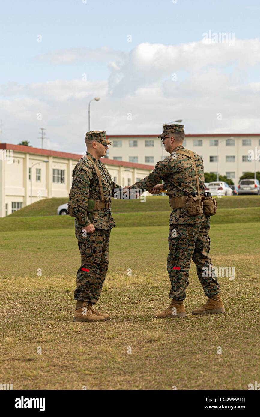 US Marine Corps Lieutenant Colonel Justin Hooker, rechts, der ...