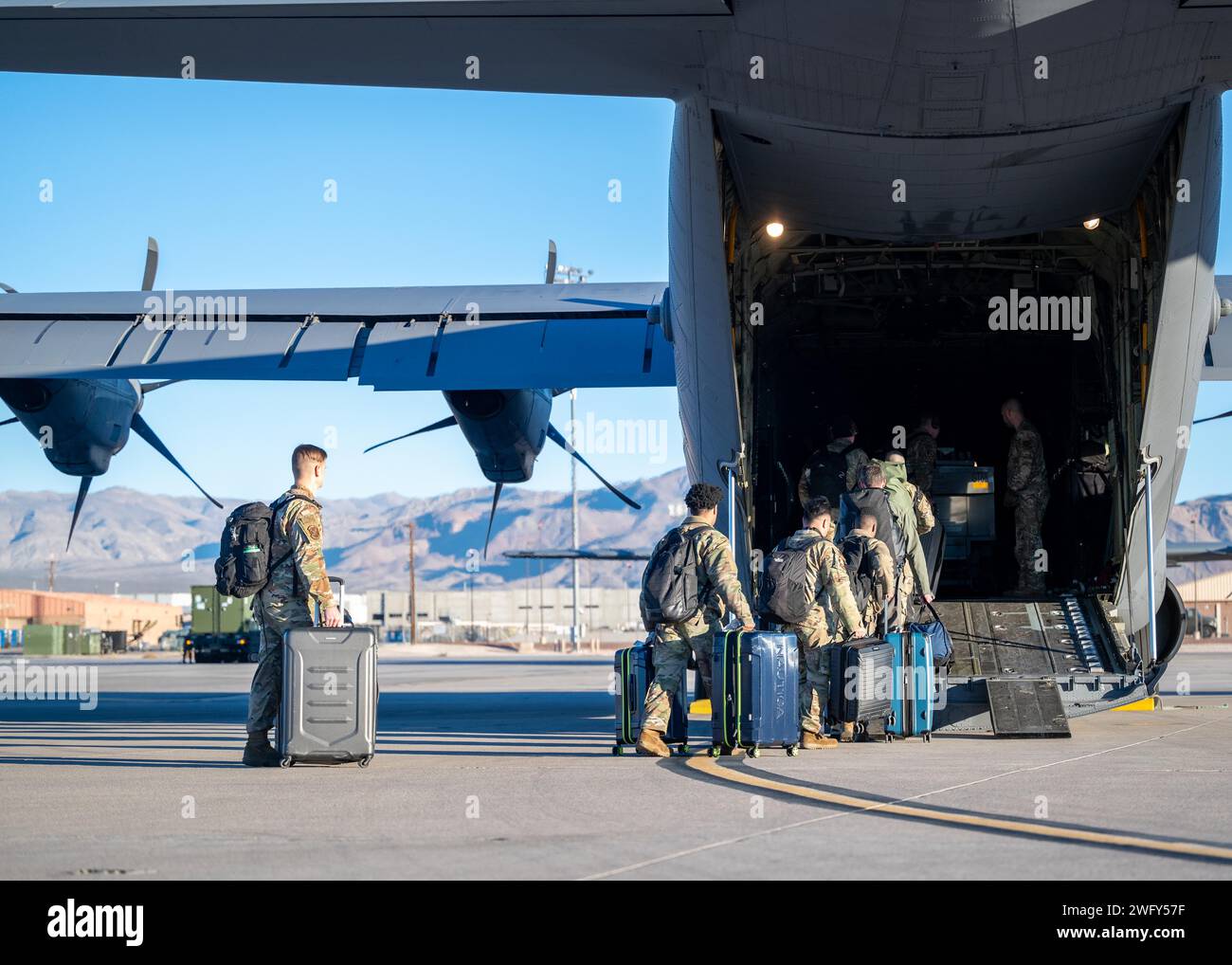 Luftwaffenflugzeuge der US-Luftwaffe, die der 79th Fighter Generation ...