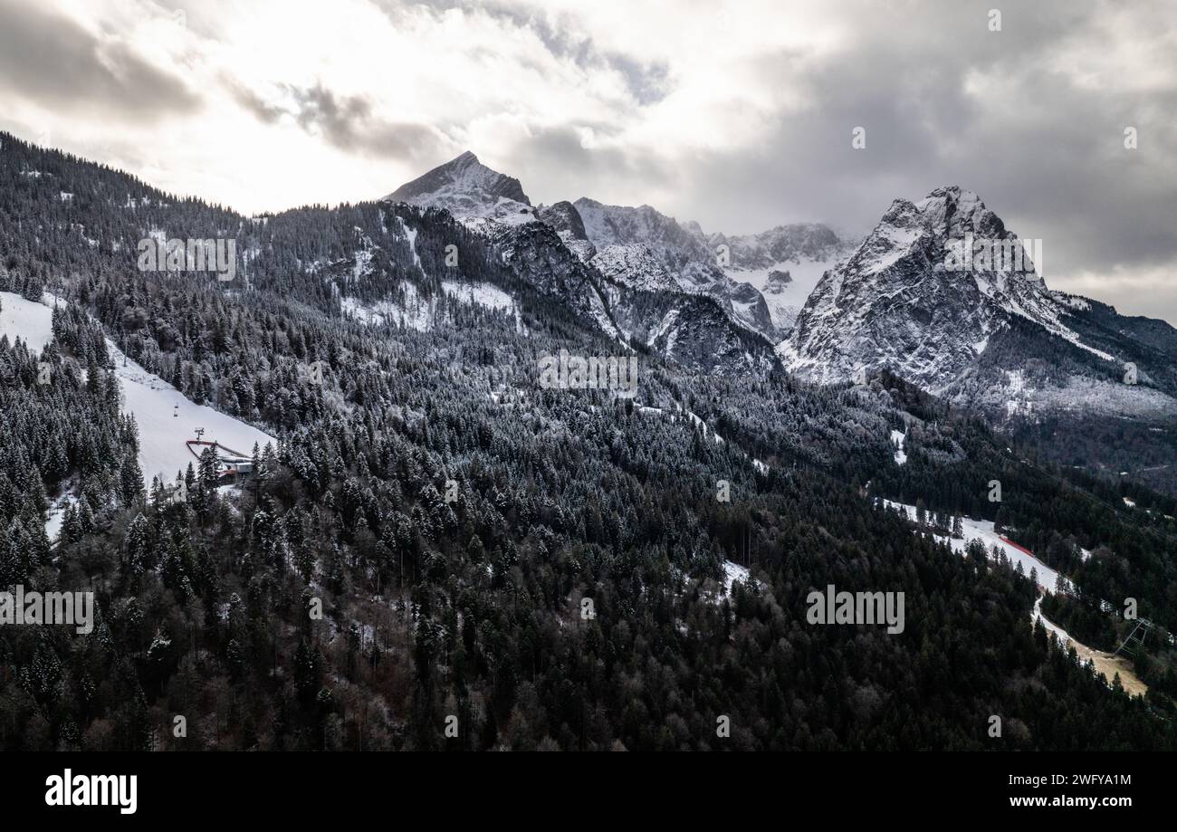 Die Bayerischen Alpen in der Nähe der Edelweiss Lodge und des Resorts ...