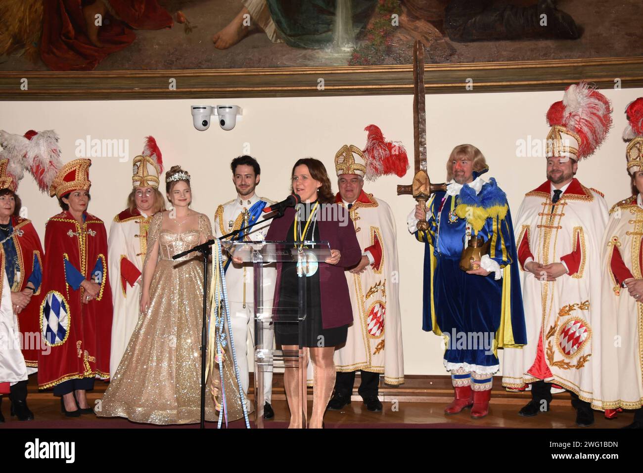 Verena Dietl Buergermeisterin mit Narrhalla Prinzenpaar Katharina I ...