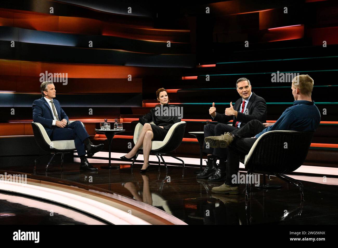 Talkrunde bei Markus Lanz , ZDF 11/23 her Markus Lanz, Florence Gaub ...