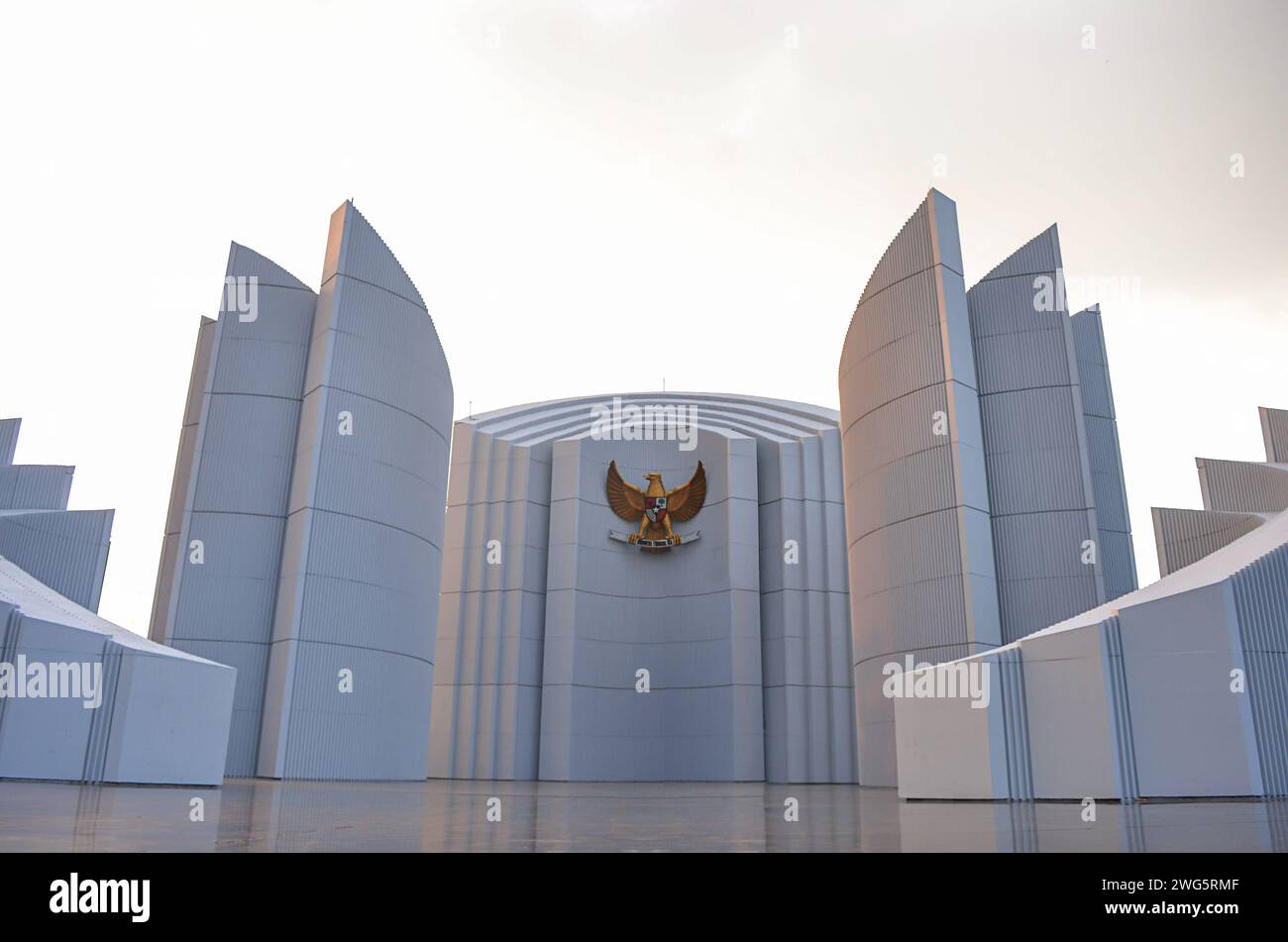 Garuda-Symbol auf dem West Java Kampfmonument. Indonesiens nationales ...